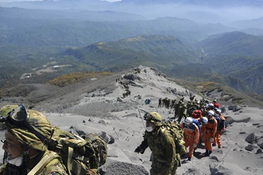 The Eruption of Japan's Mount Ontake - The Atlantic