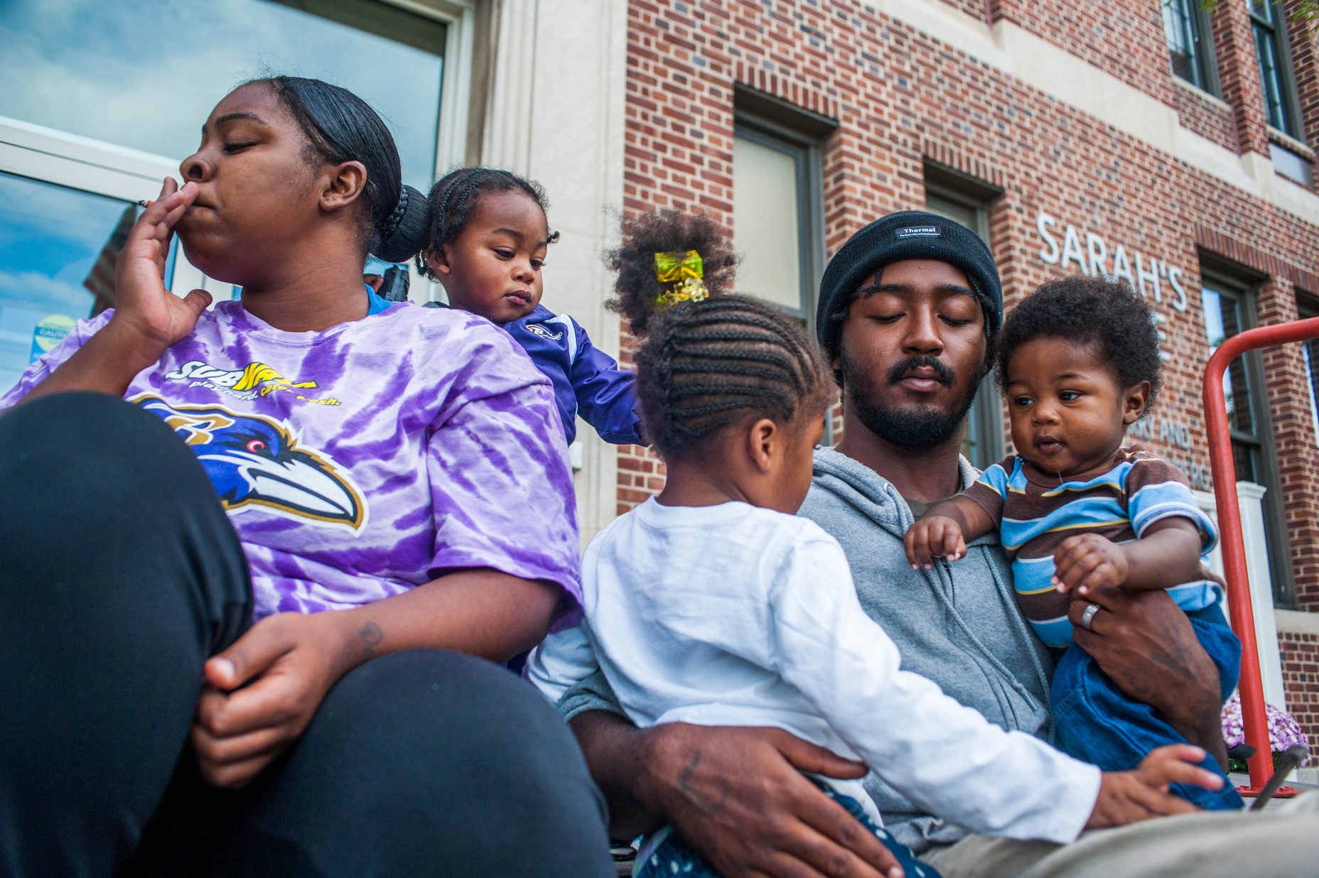 What It's Like to Parent While Homeless - The Atlantic