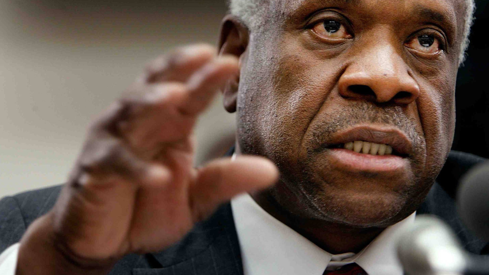 A Brief History of Clarence Thomas' Ethical Entanglements - The Atlantic