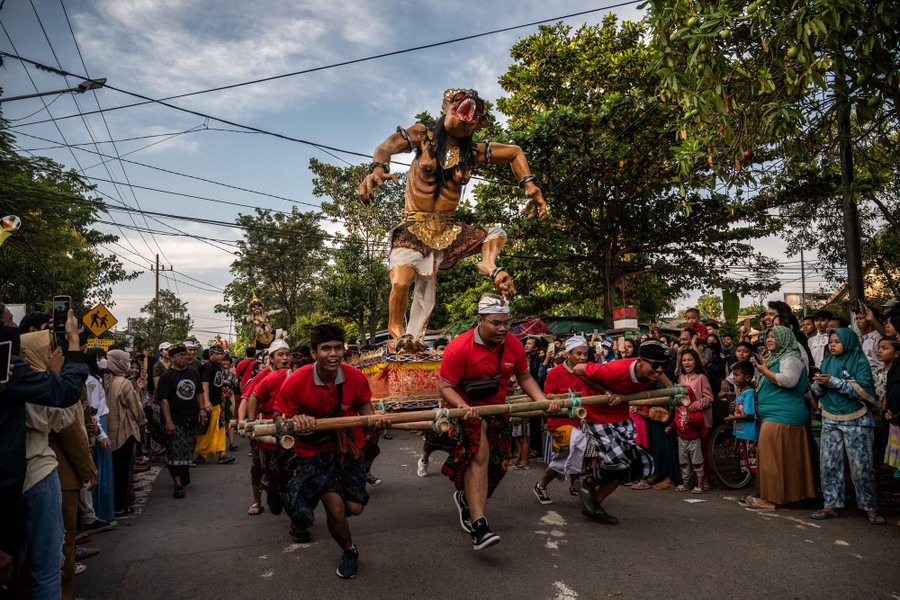 Ogoh-ogoh Parades Welcome the Balinese New Year - The Atlantic