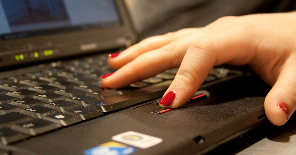 When an Internet Stranger Is in Trouble, Do You Have to Help? - The ...