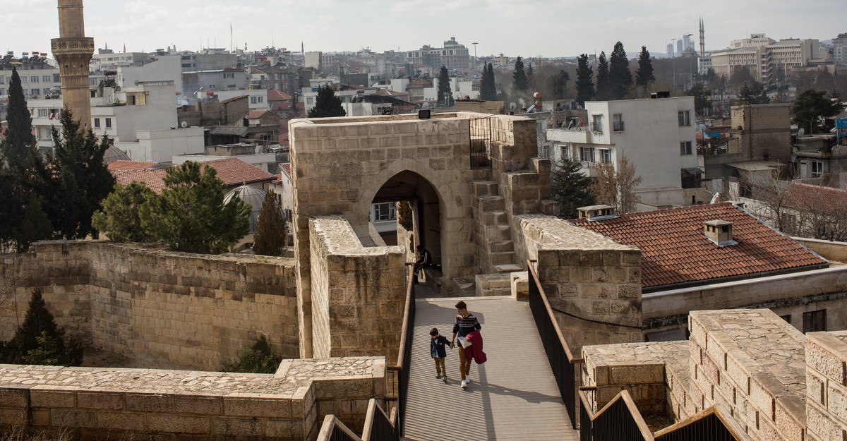 The Syrian Life in Exile - The Atlantic