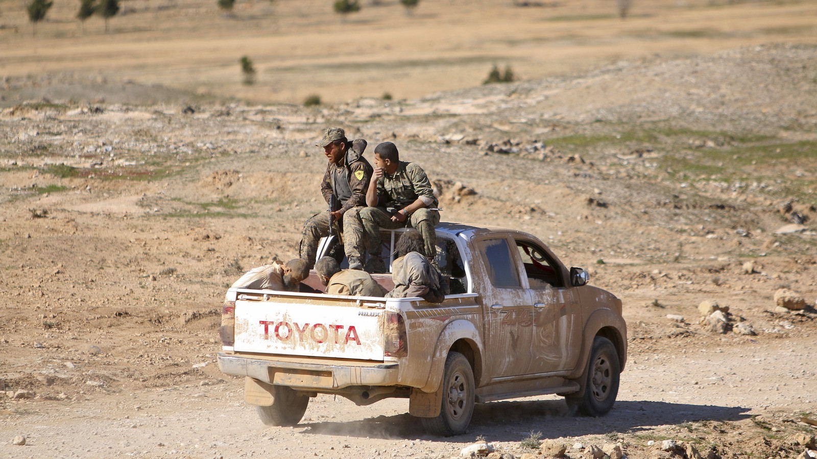 Isis Trucks Toyota Land Cruiser