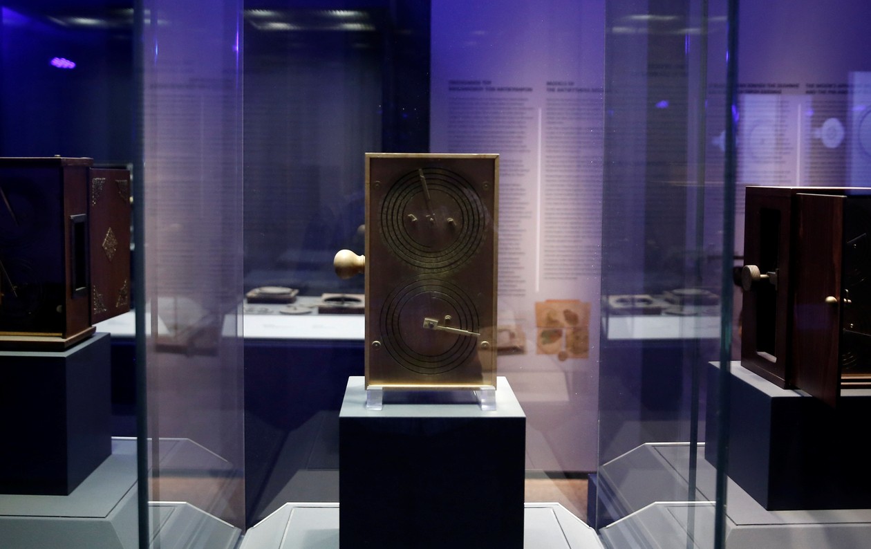 Secrets of the Antikythera Mechanism - The Atlantic