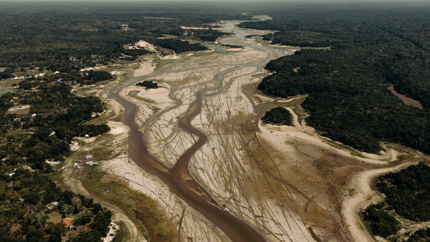 Photographs by Musuk Nolte: Shipwrecked in the Amazon - The Atlantic