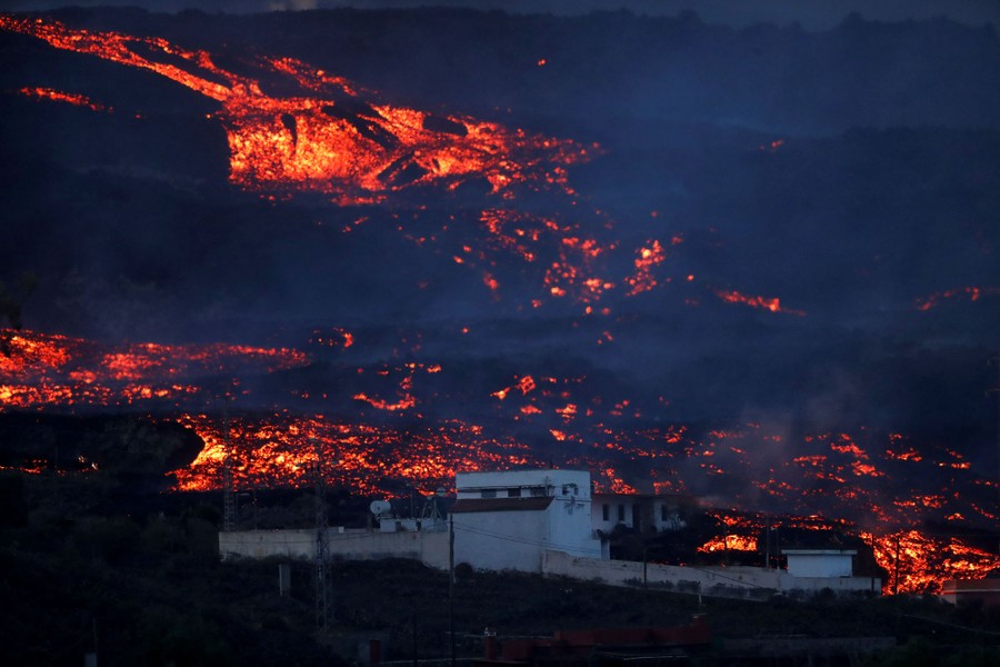 Photos: The Ongoing Volcanic Eruption in the Canary Islands - The Atlantic