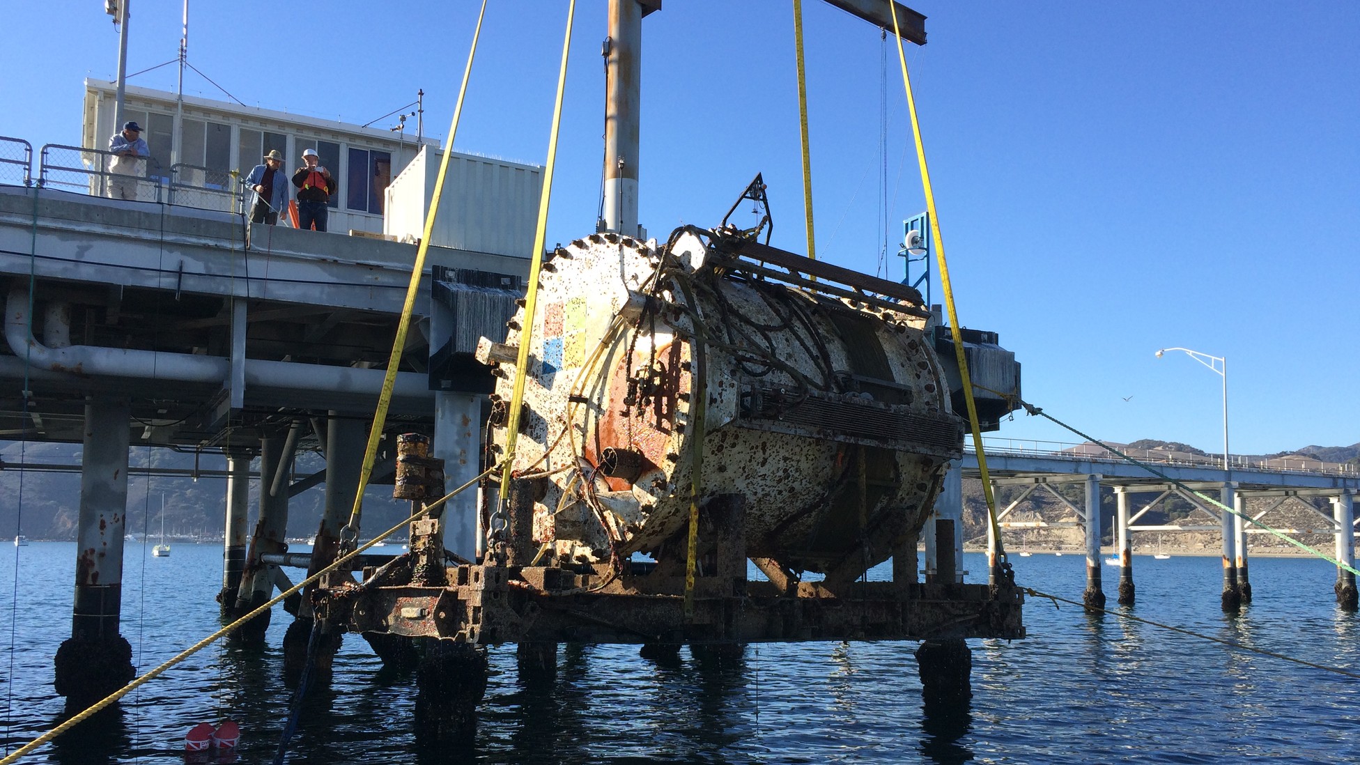 Microsoft's Project Natick Test-Drives a Data Center Under the Sea ...