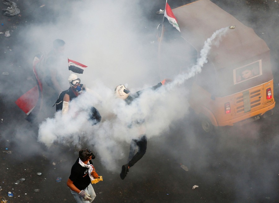 Photos: A Month of Anti-government Protests in Iraq - The Atlantic