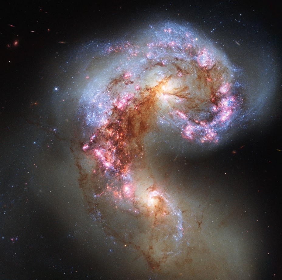 Look at What Happens When Two Galaxies Collide - The Atlantic
