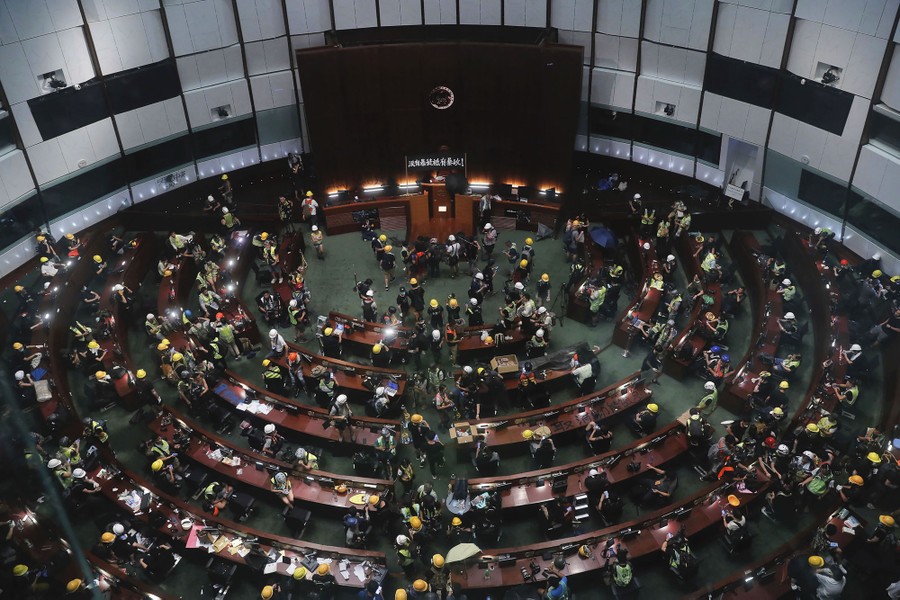 Hong Kong Protesters Break Into Legislative Council Building: Photos ...