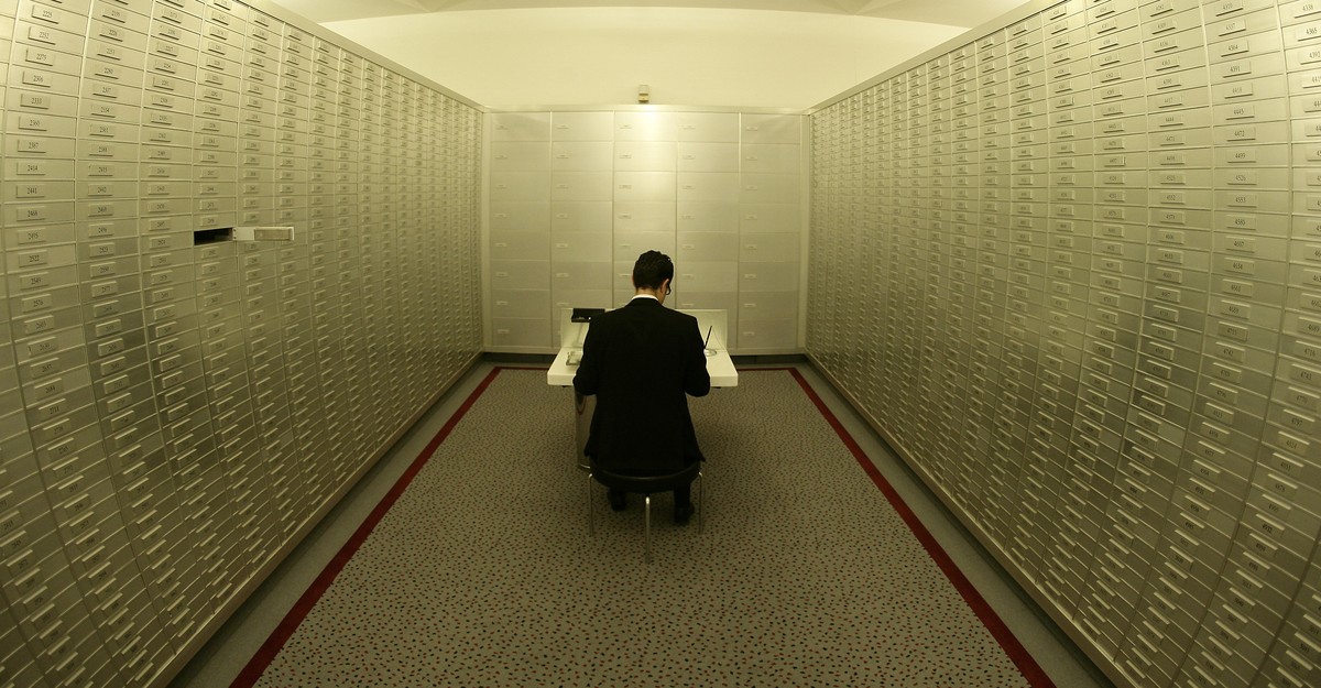 Study: The Worst Part of Keeping a Secret - The Atlantic