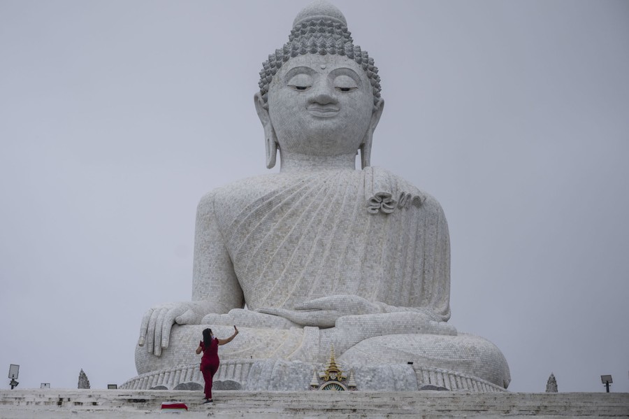 Photos of the Week: Depleted Lake, Wayward Cow, Alligator Reef - The ...