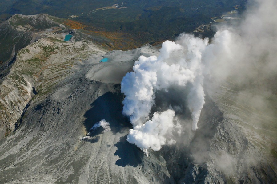The Eruption of Japan's Mount Ontake - The Atlantic
