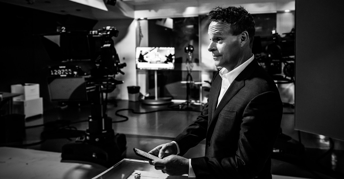 The Rise and Fall of Chris Licht and CNN - The Atlantic