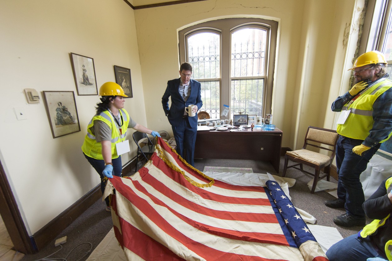 What It's Like to Evacuate a Museum in a Natural Disaster - The Atlantic
