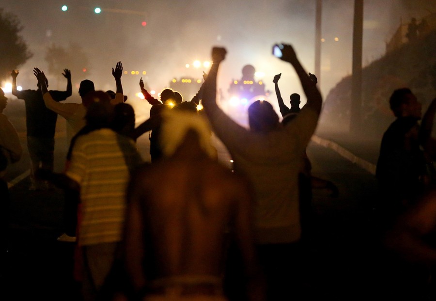 National Guard Sent to Ferguson, Missouri, After Week of Chaos and ...
