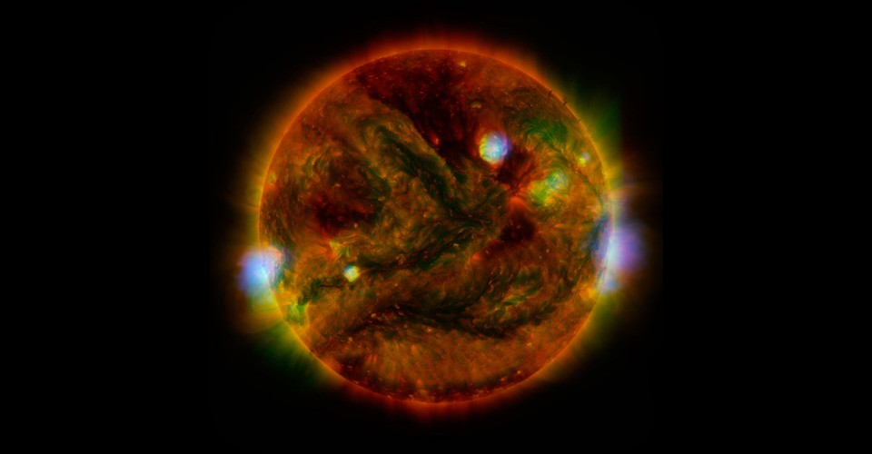 Astronomers Can't Decide on the Sun's Metallicity - The Atlantic