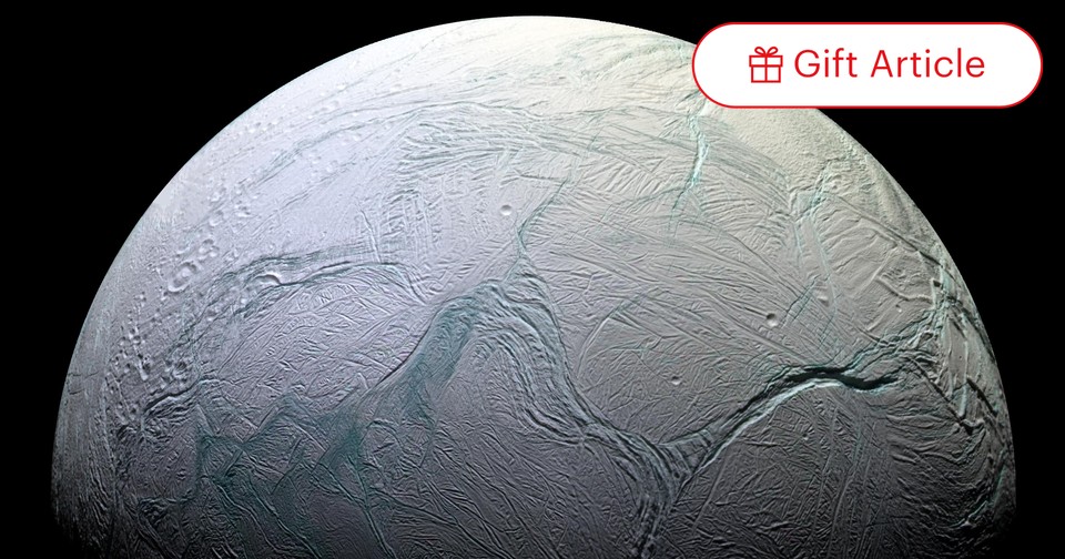 enceladus surface composition