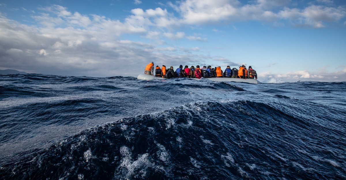 An MSF Exhibit Aims to Teach Empathy for Refugees - The Atlantic
