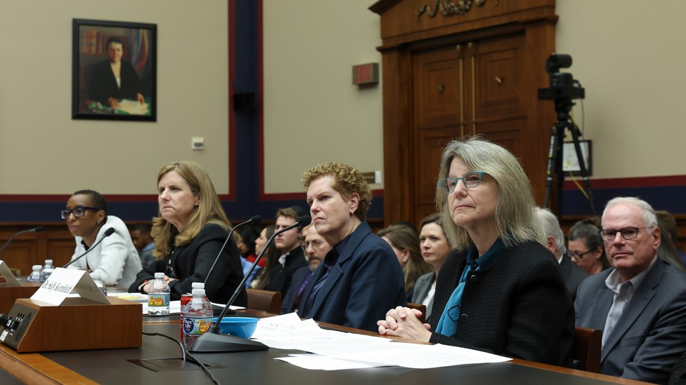 Harvard’s President Should Resign - The Atlantic