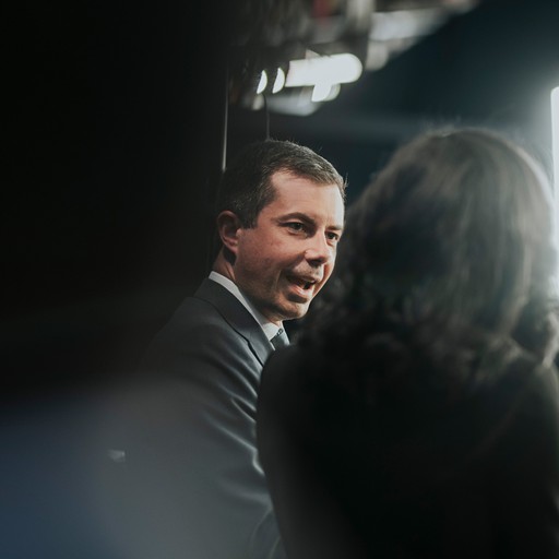 21 Minutes in the Buttigieg Bubble - The Atlantic
