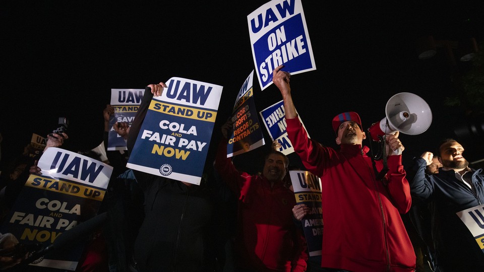 The Economic Stakes of the UAW Strike - The Atlantic