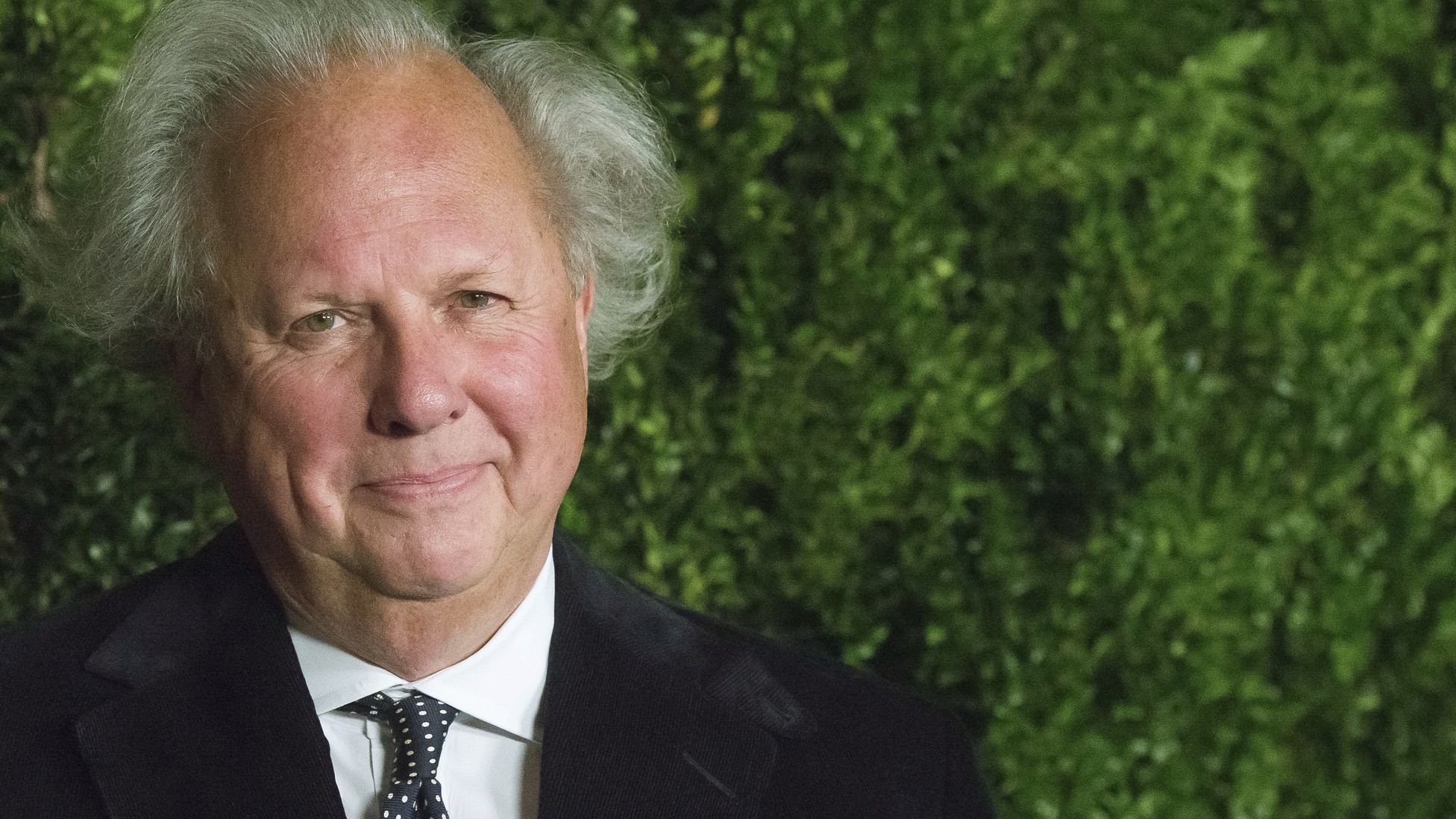 Graydon Carter and Film Festivals: The Week in Pop-Culture Writing ...