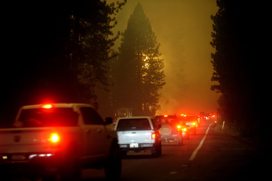 Photos: Wildfires Rage Across the American West - The Atlantic