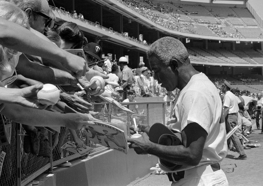 1969 in Photos: Looking Back 50 Years - The Atlantic