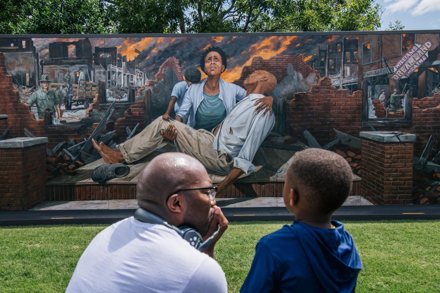 2021 Seen Through the Lens of Brandon Bell - The Atlantic