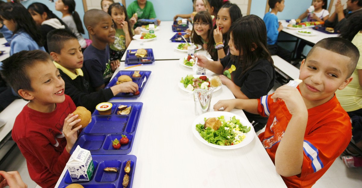 What Difference Does a Healthy School Lunch Make? - The Atlantic