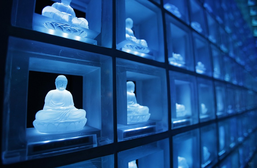 Modern End-of-Life Services in Japan - The Atlantic