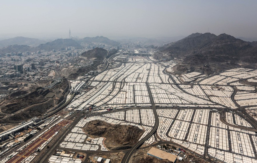 Mecca Then and Now, 126 Years of Growth - The Atlantic