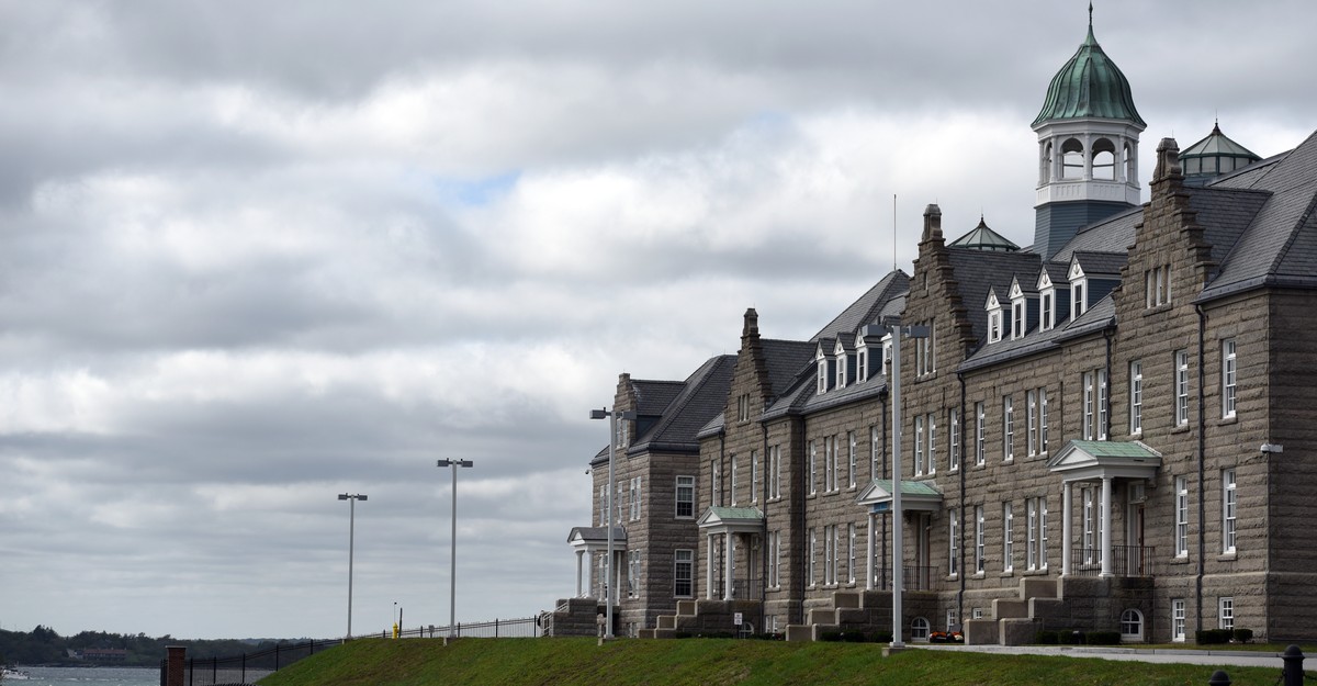 U.S. Naval War College Emphasizes Quick, Long-Lasting Learning - The ...