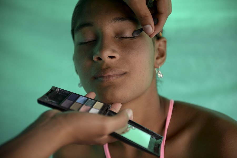 FARC Guerrillas Demobilizing in Colombia - The Atlantic