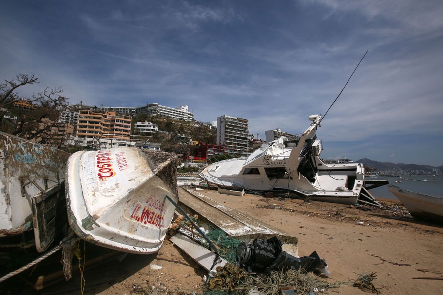 Photos From Acapulco in the Aftermath of Hurricane Otis - The Atlantic