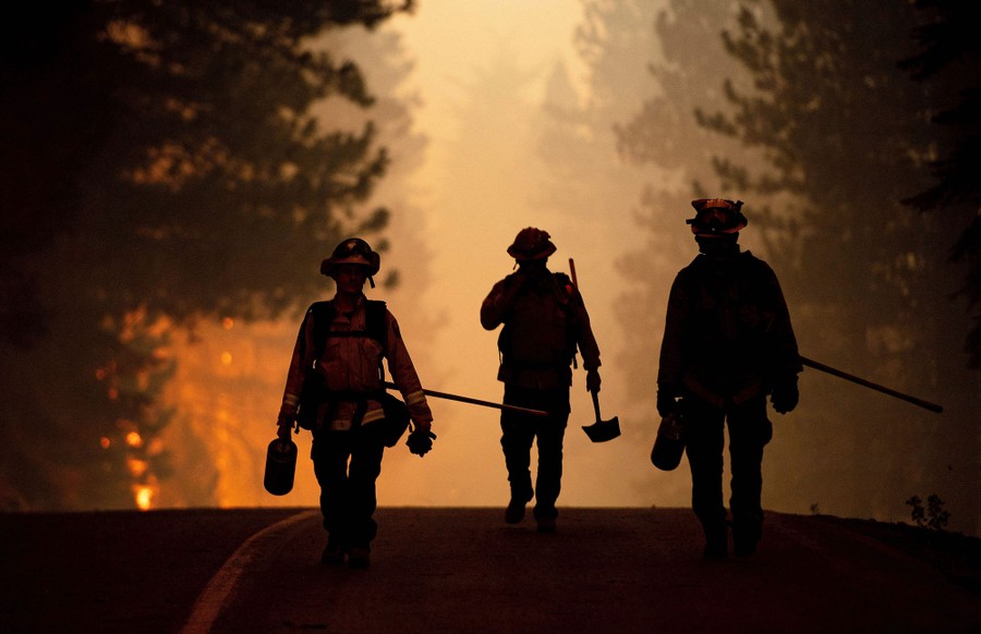 Photos of California’s Dixie Fire - The Atlantic