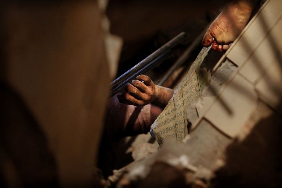 Rescue Efforts Halted at Collapsed Bangladesh Building - The Atlantic Rescue Efforts Halted at Collapsed Bangladesh Building - The Atlantic