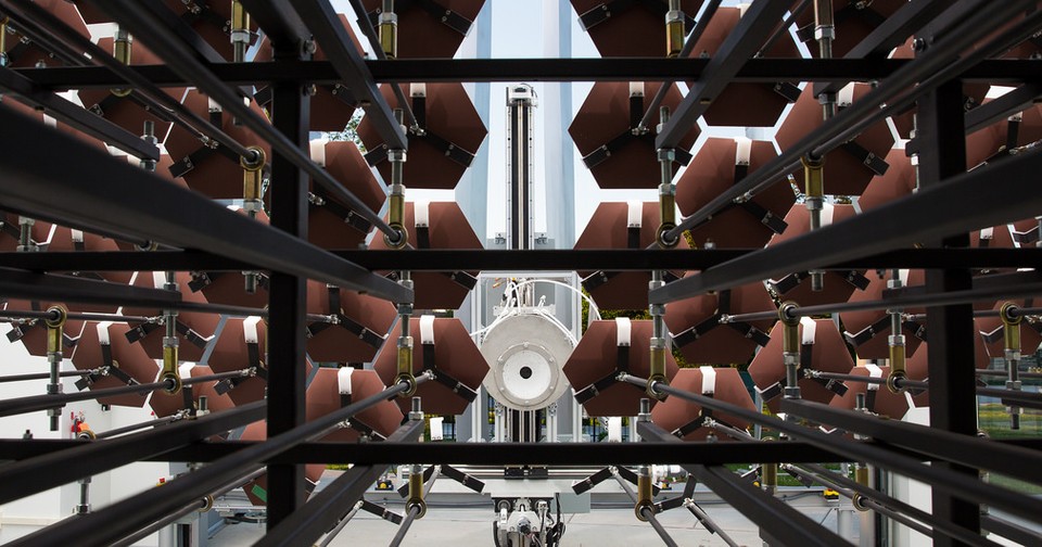 This Sun-Powered Furnace Can Reach 3,000 Degrees - The Atlantic