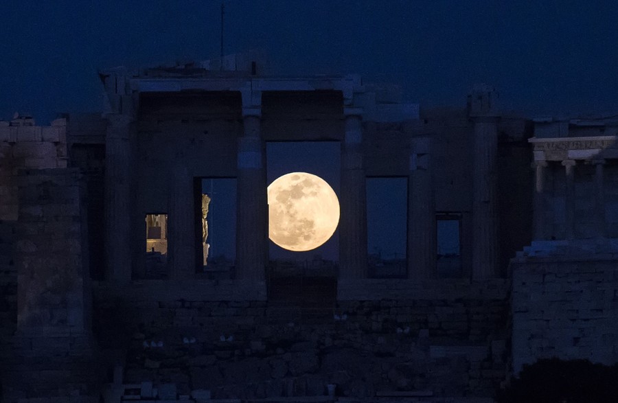 Super Snow Moon Photos - The Atlantic