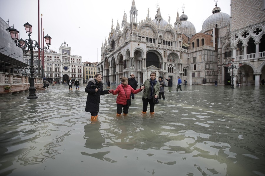 Photos of Venice Underwater: The Highest Tide in 50 Years - The Atlantic