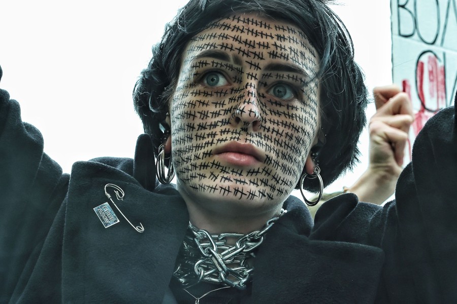 Photos of the Week: Wheelbarrow Race, Count Binface, Orange Skies - The ...