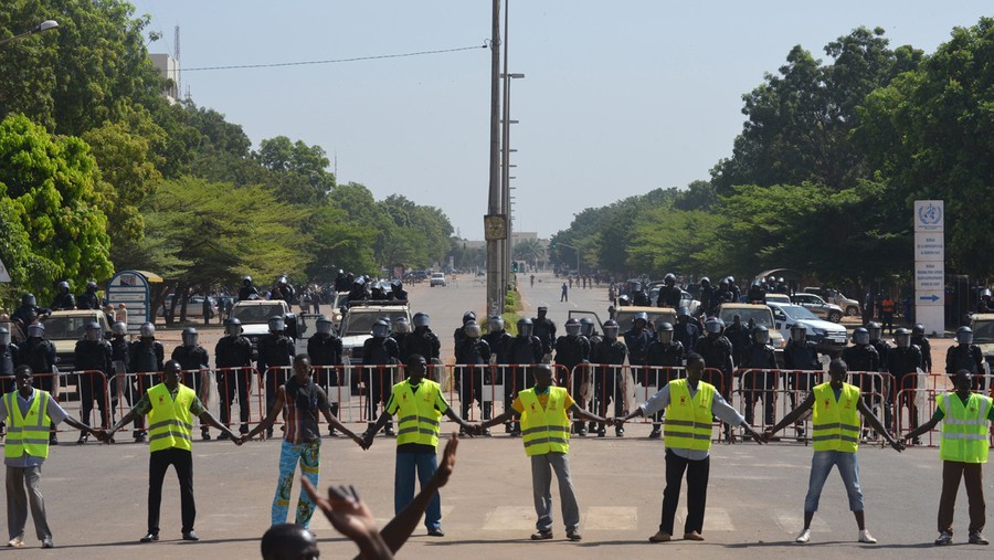 Protesters Storm, Burn Burkina Faso Parliament - The Atlantic