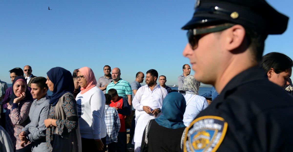 How Peer Mentorship Can Change Police Departments’ Cultures - The Atlantic