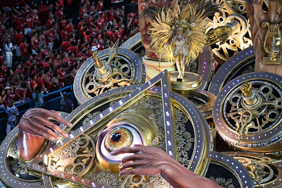 Photos of Carnival 2024 Around the World - The Atlantic