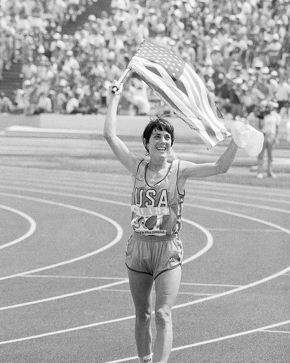 The Marathon That Changed How the World Saw Women Runners - The Atlantic