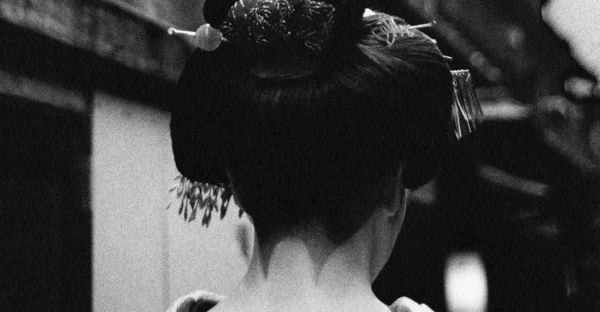 The Izu Dancer: A Story by Yasunari Kawabata - The Atlantic