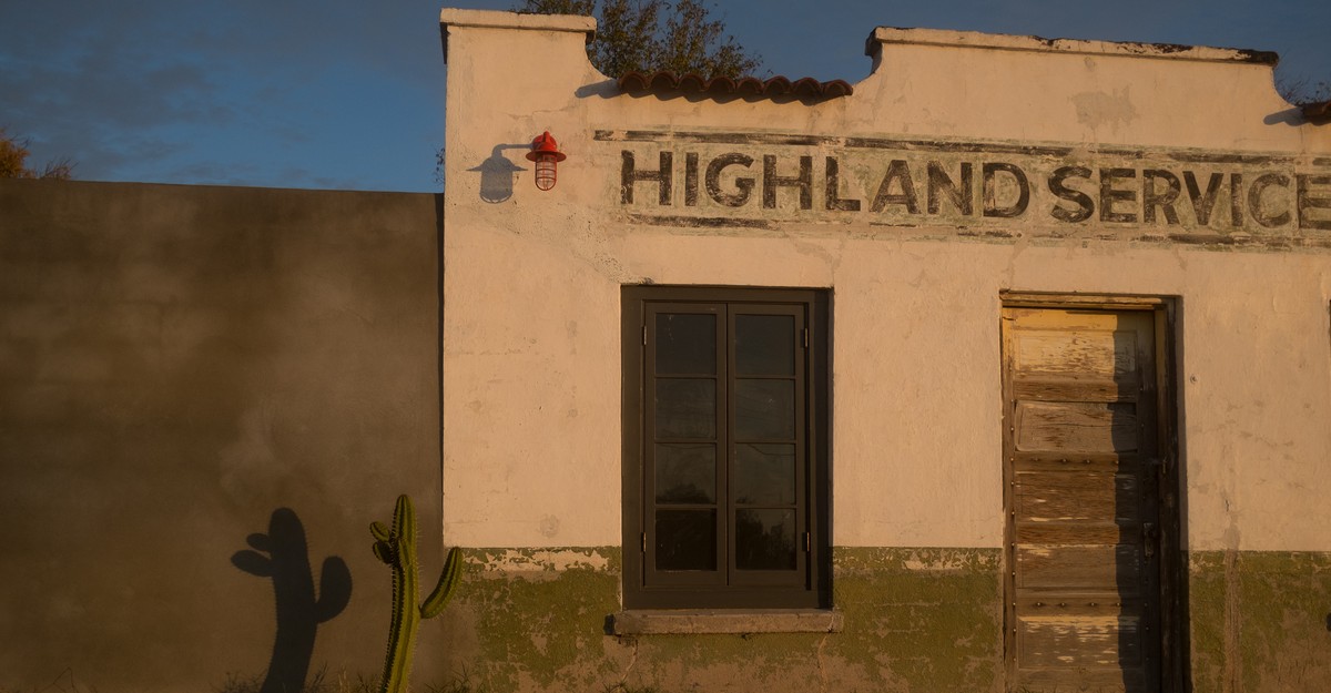 The Pandemic Is Amplifying Tensions in Marfa, Texas - The Atlantic