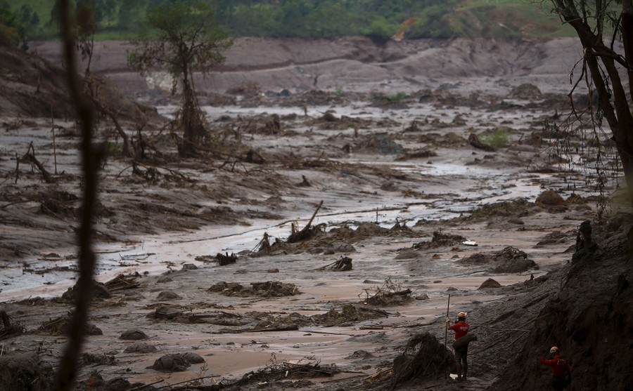 Red Sludge From Brazilian Dam Collapse Reaches the Atlantic - The Atlantic