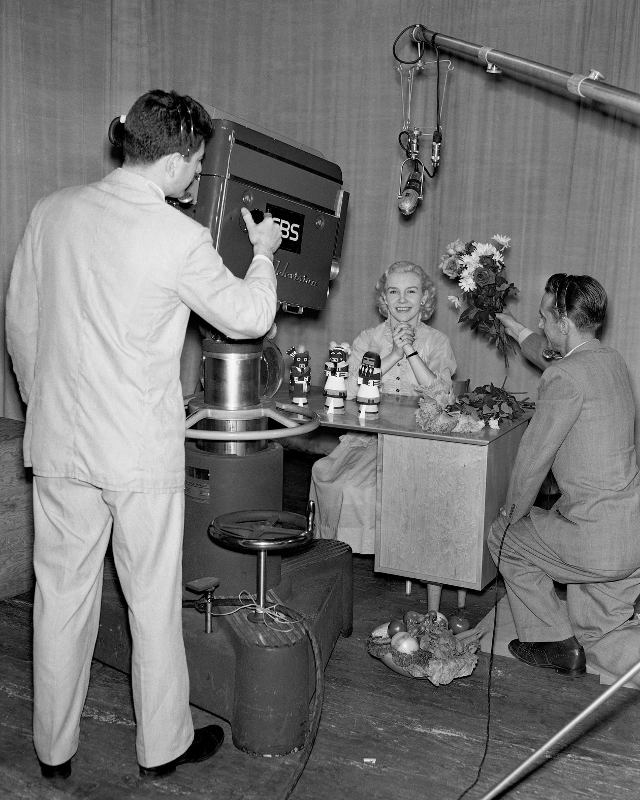 'Color Girls': The Human Test Patterns of Color TV - The Atlantic